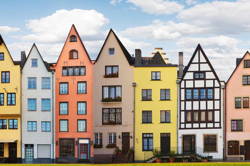 Fassadenfarben & Farbkombinationen: So kombinieren Sie richtig